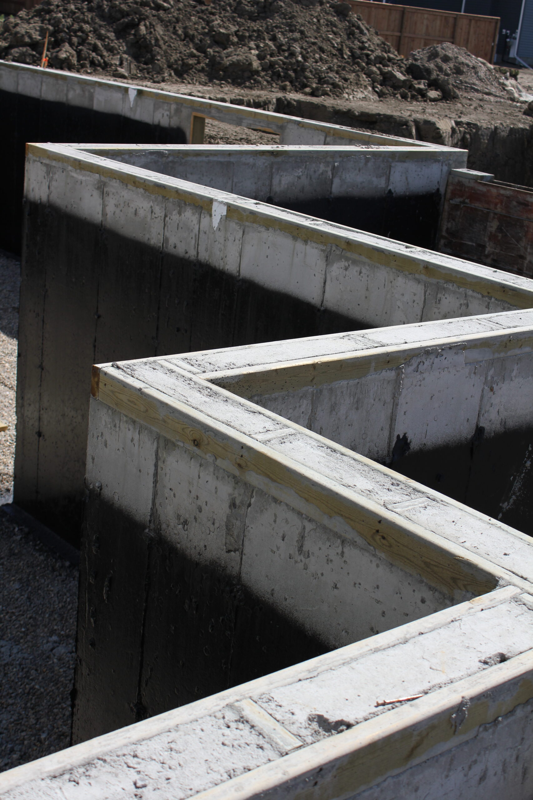 Grade Beams - customfoundationssaskatoon.ca